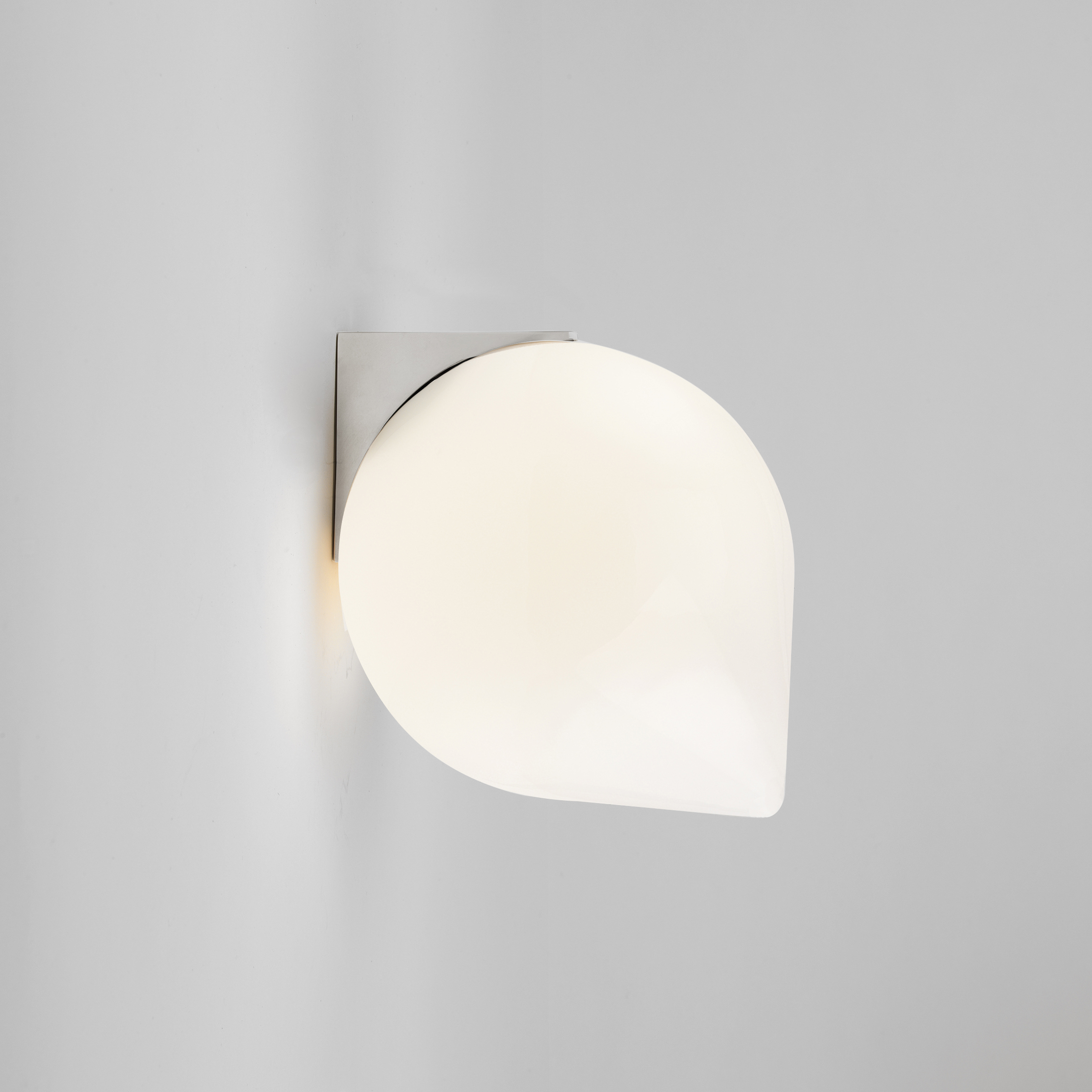 BOB WALL MOUNTED - Ormond Editions