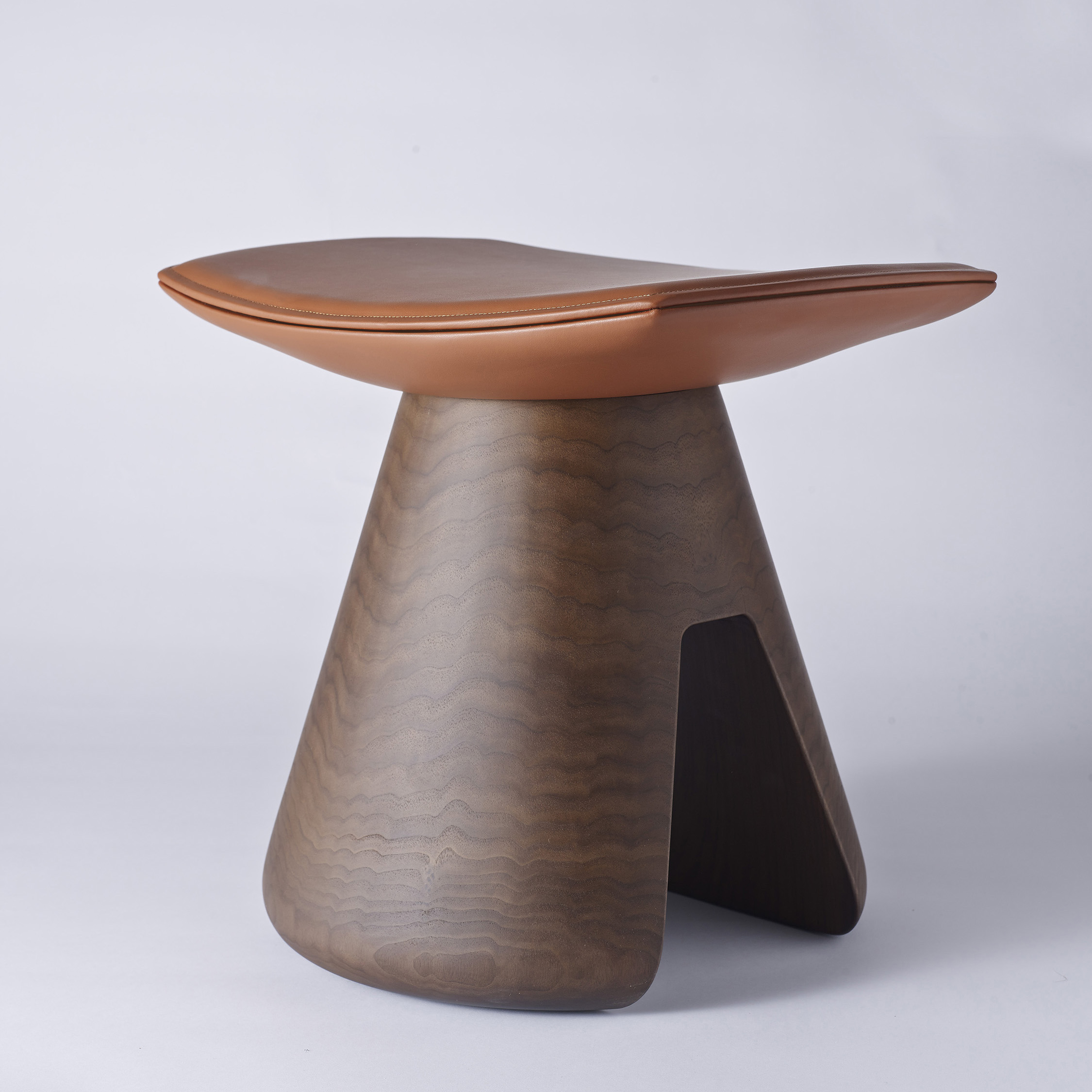 FOU STOOL - Ormond Editions