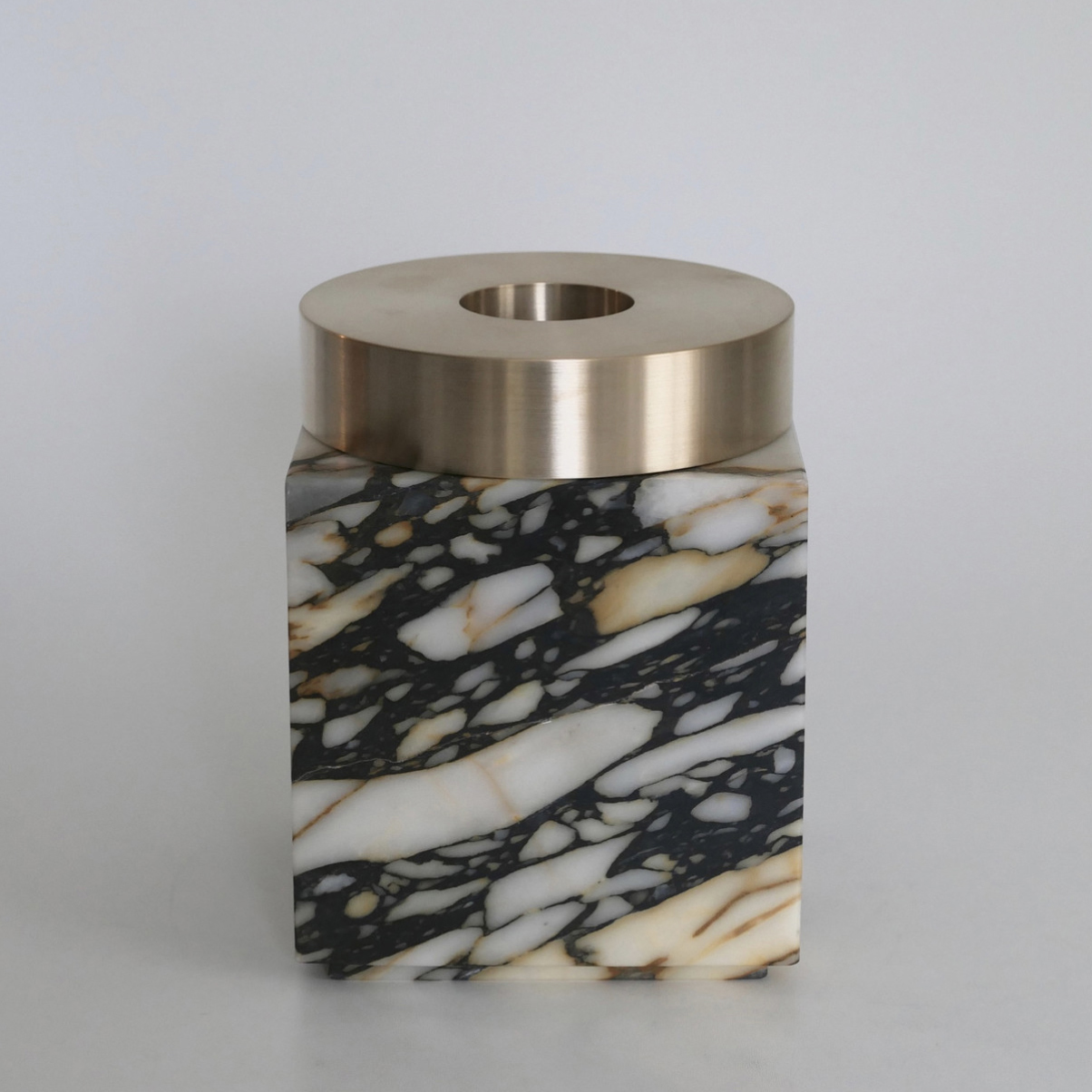 CUBE VASE - Ormond Editions