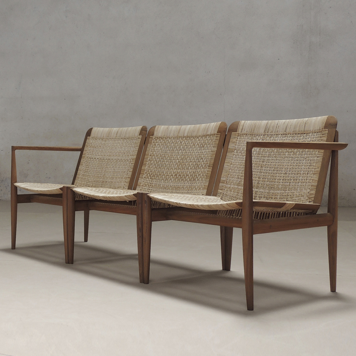 TANGALI MODULAR CHAIR - Ormond Editions