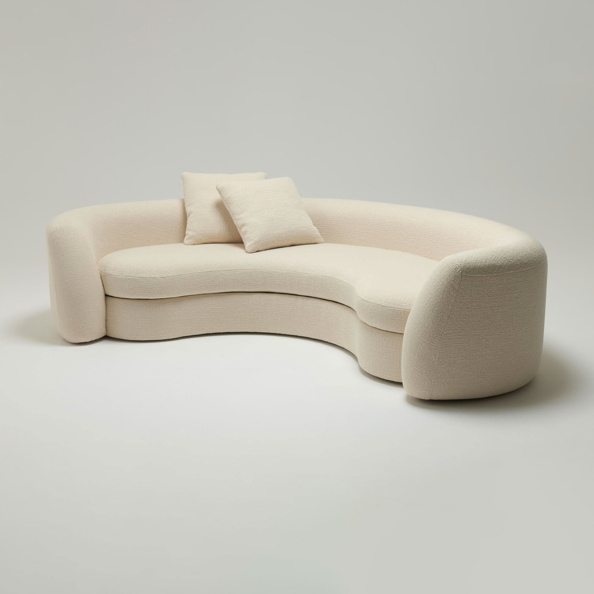 SYD ROUNDED SOFA - Ormond Editions