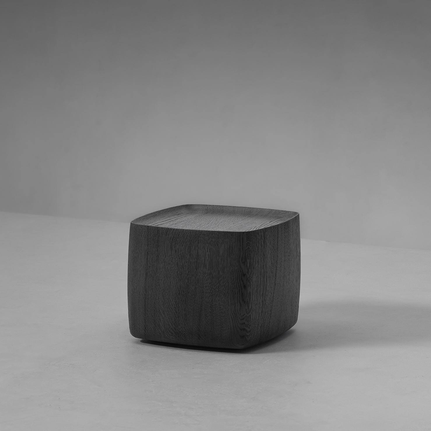 CURVUM SIDE TABLE - Ormond Editions