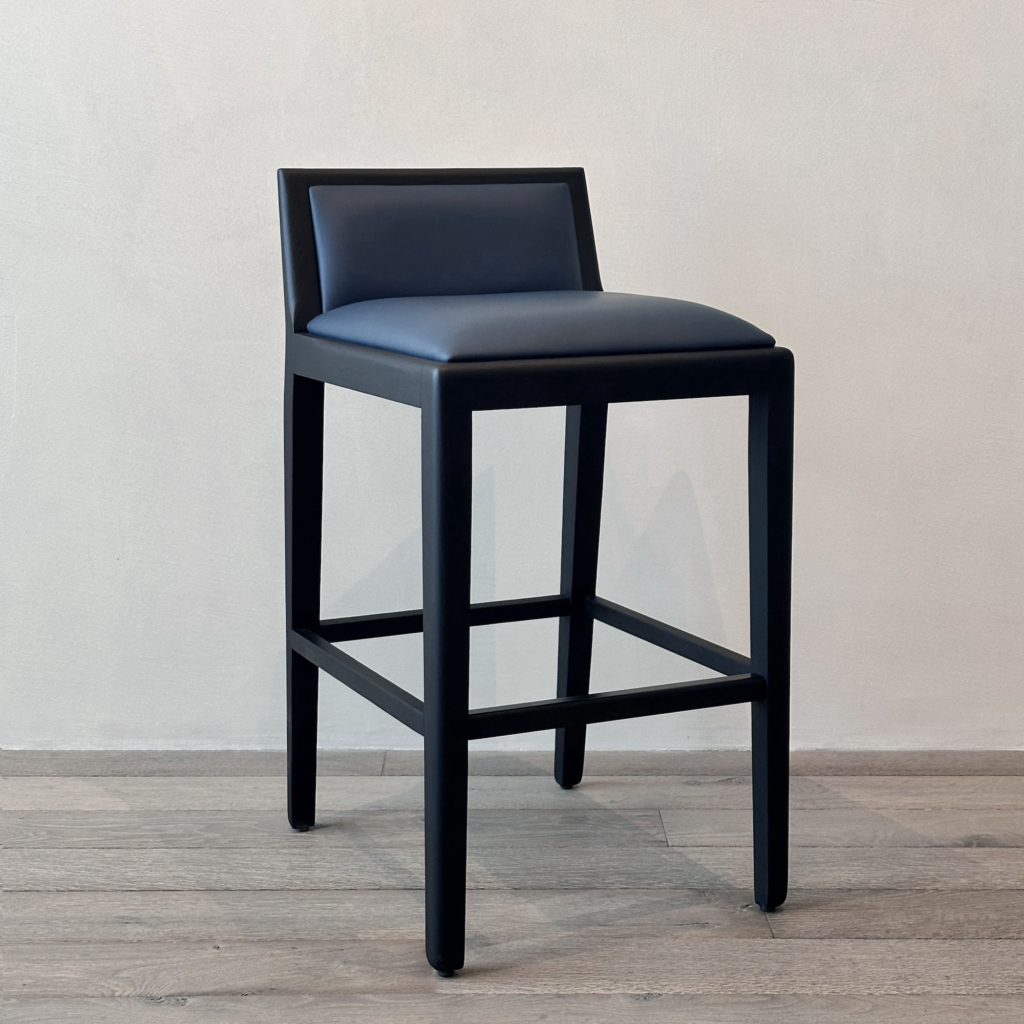 EOL STOOL - Ormond Editions