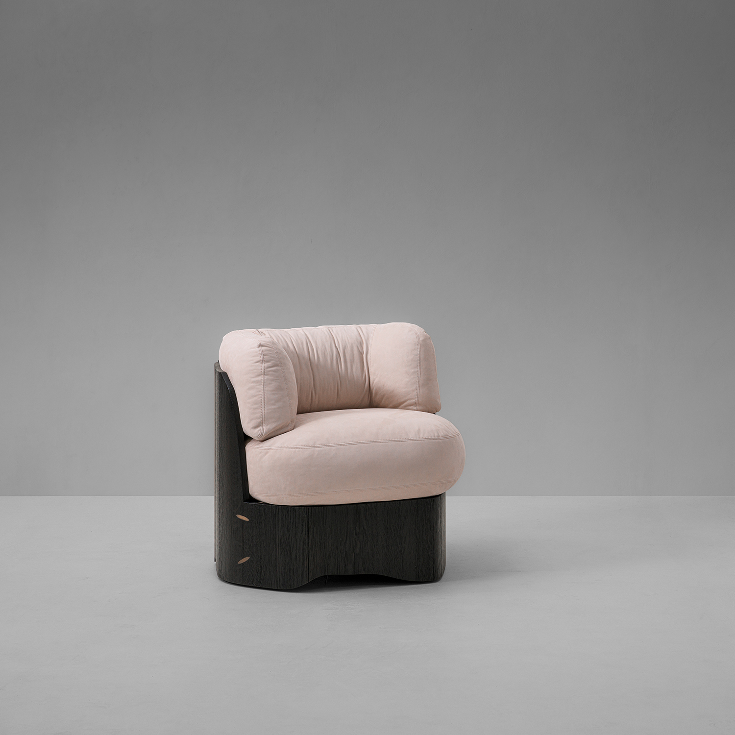 CAIRN ARMCHAIR - Ormond Editions