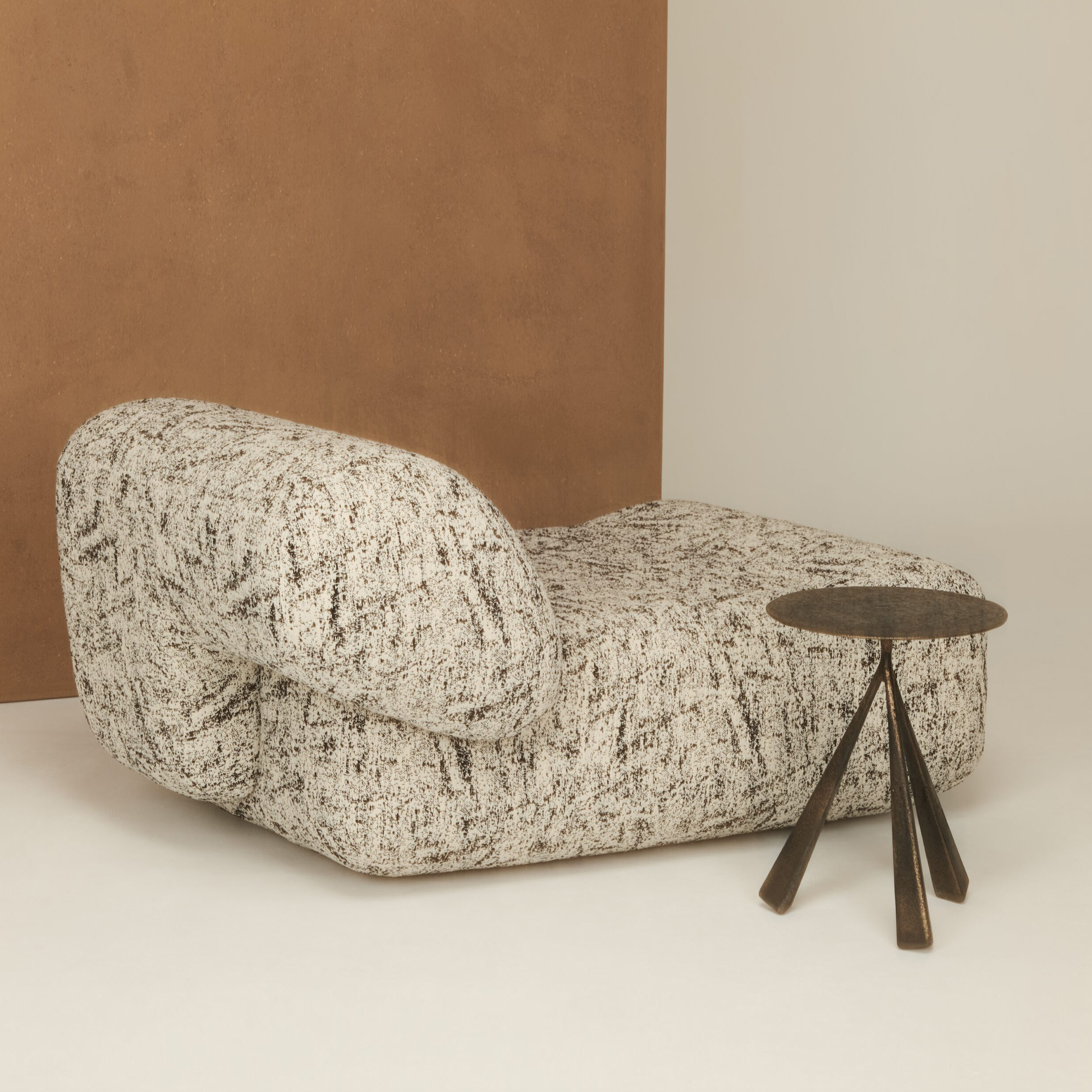 LIL DAYBED - Ormond Editions