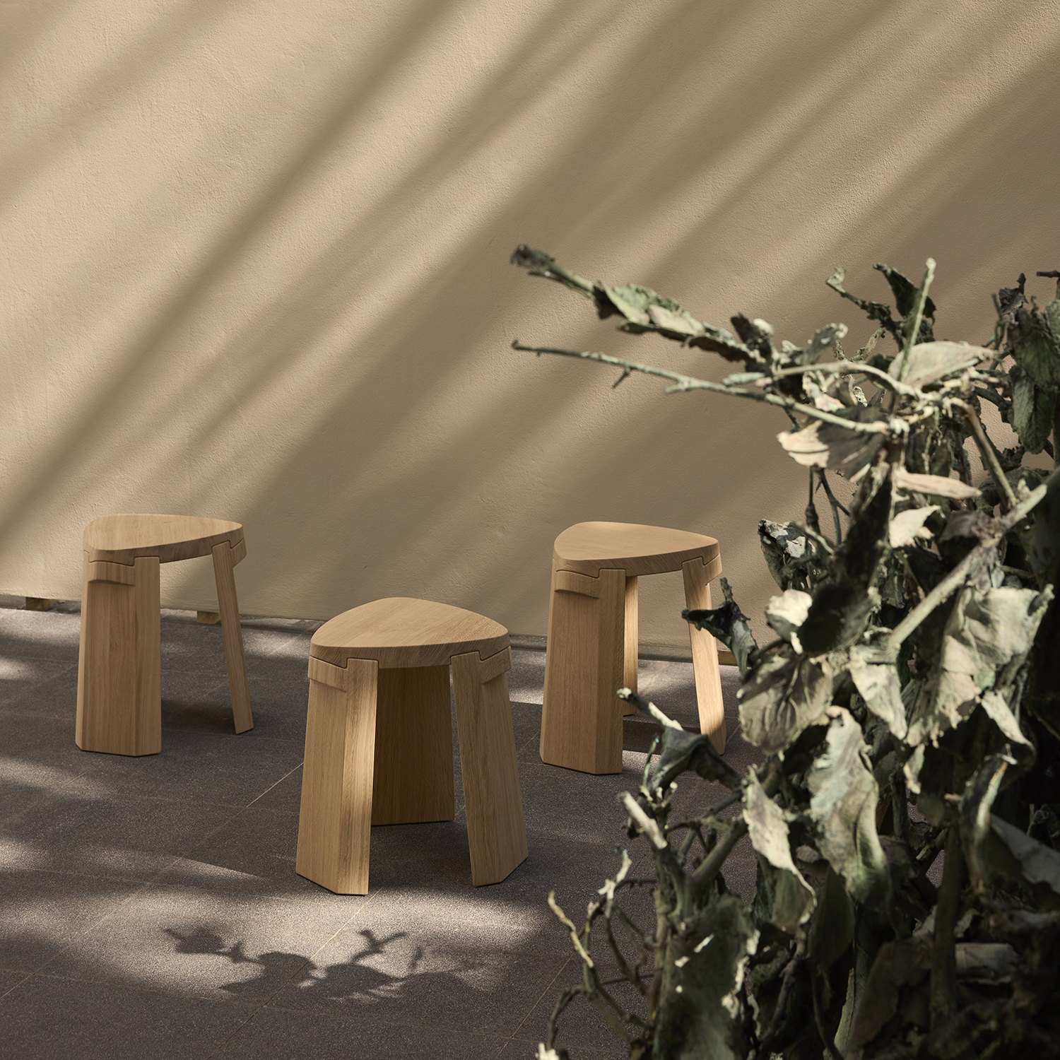 RYE STOOL - Ormond Editions